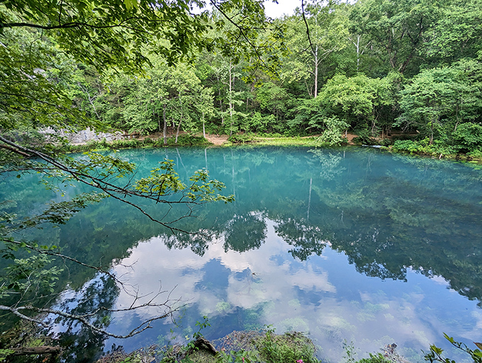 This isn't Photoshop &ndash; Alley Spring's otherworldly blue waters might make you check if James Cameron is filming Avatar's next sequel nearby.