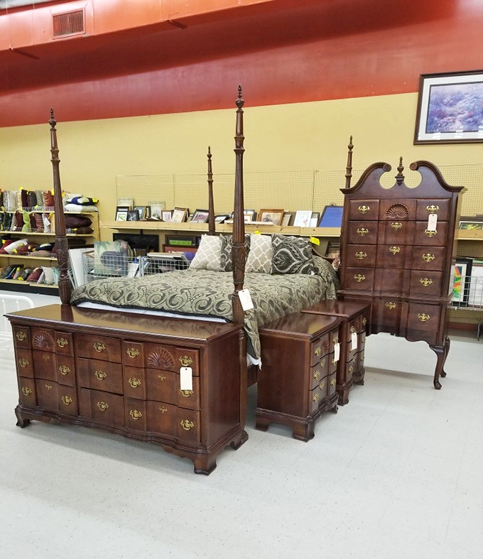 Not your grandmother's hand-me-downs&mdash;this four-poster bedroom set with matching dressers looks like it belongs in a colonial governor's mansion.