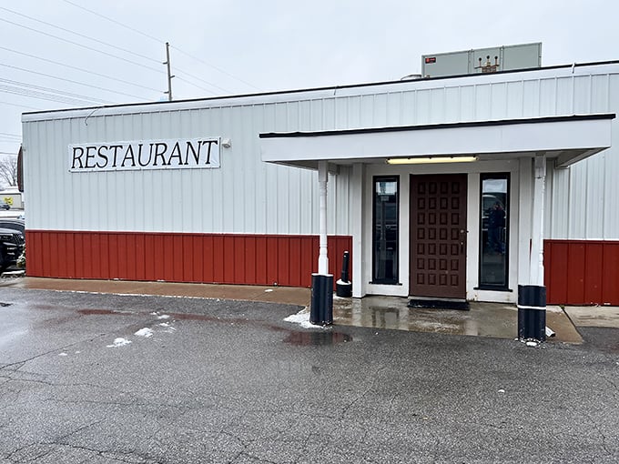 This unassuming restaurant might not win any architectural awards, but places like these are where comfort food reaches its highest art form.