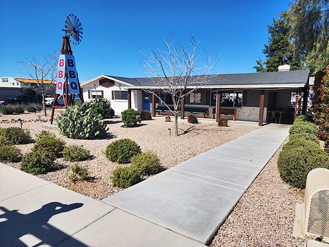 That windmill isn't just for show—it's signaling "Texas-caliber brisket ahead" to those with barbecue radar.