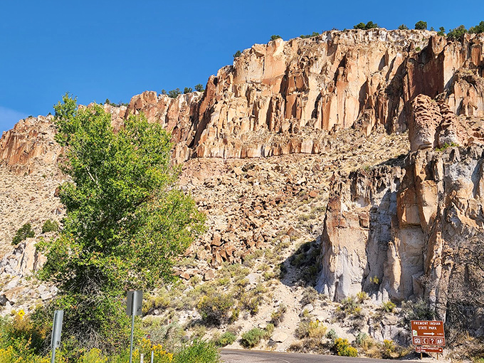 Fremont Indian State Park: such a scenic route.