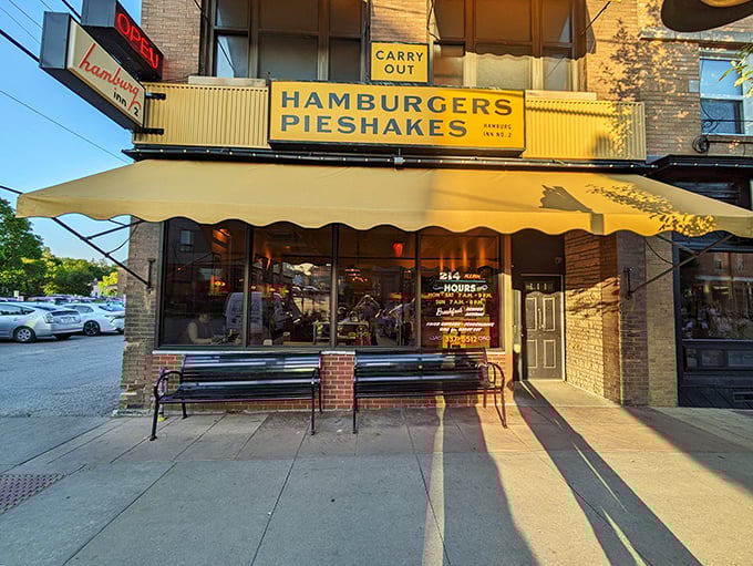 Hamburg Inn No. 2: Don't let the "Hamburgers" sign fool you. This Iowa City landmark knows breakfast like Mozart knew music.