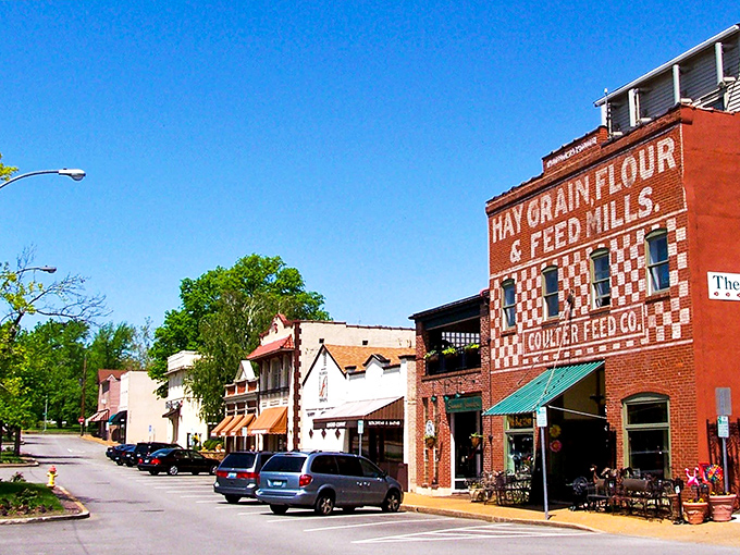 Kirkwood balances suburban convenience with small-town prices, where your morning stroll can include both coffee shops and actual conversations.