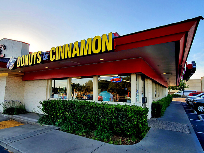 Donuts & Cinnamon's no-nonsense sign tells you exactly what you're getting: straightforward deliciousness without the artisanal markup.