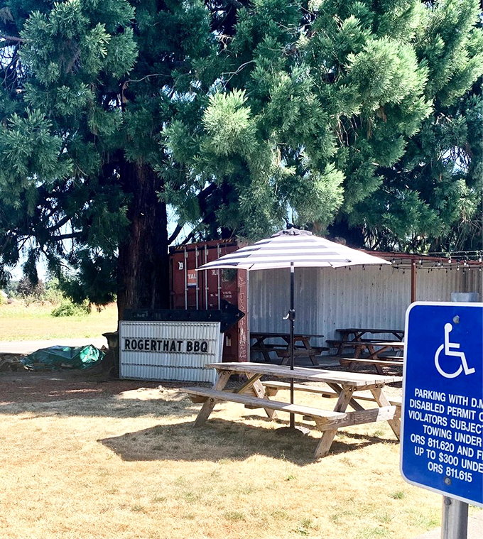Roger That BBQ - Simplicity speaks volumes. This unassuming spot with picnic tables is where smoke dreams come true.