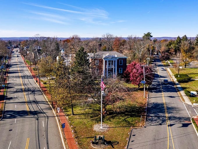 A bird's-eye view of Roseland showcases what retirement dreams are made of&mdash;charming homes without mortgage nightmares.