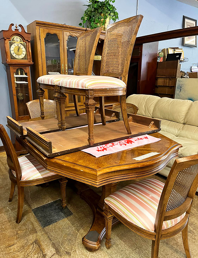 A glimpse inside reveals treasure islands of furniture waiting for new homes. That dining set has stories to tell!