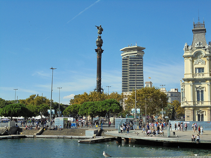 Where retirement dreams meet reality &ndash; Bella Vista's lakeside living costs less than a studio apartment in Manhattan's worst neighborhood.