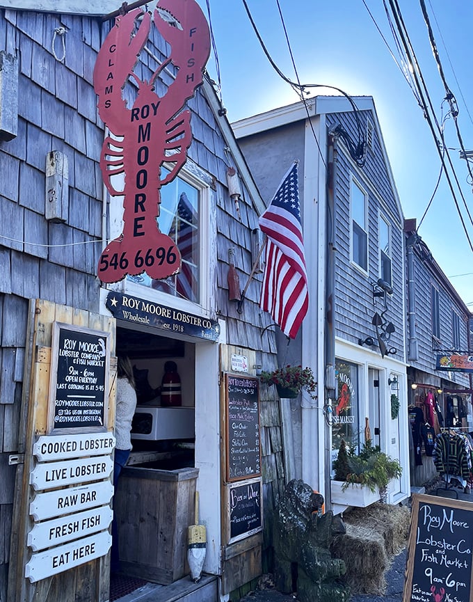 What this tiny Rockport institution lacks in square footage, it makes up for in lobster that was swimming hours ago.
