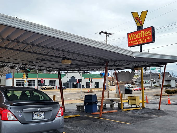 Drive-thru hot dog heaven with a canopy that shelters you from the elements while you contemplate your toppings strategy.