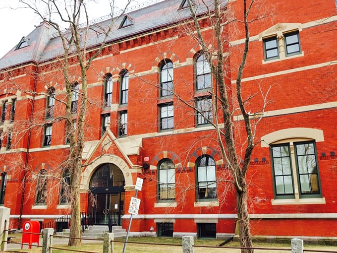 Abbot Hall's striking red brick façade houses Marblehead's administrative offices and the famous "Spirit of '76" painting—history that punches above its weight.