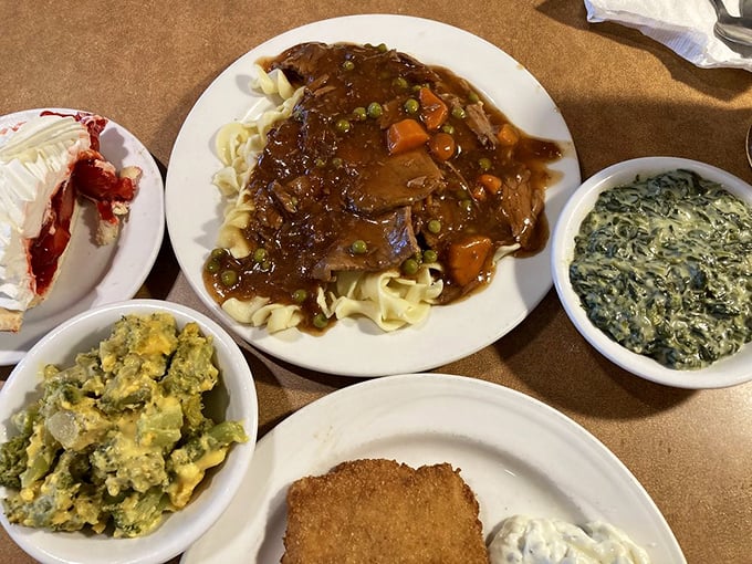 Beef and noodles swimming in savory gravy with sides that don't know they're supposed to be supporting actors&mdash;they're all headliners here.