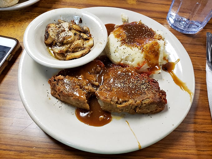 The star of the show: meatloaf that doesn't need fancy plating because it's too busy being absolutely delicious.