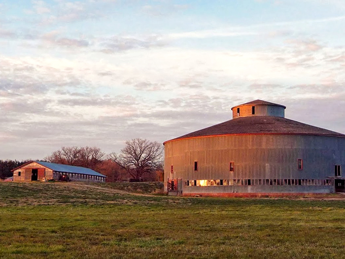 On the Brix's mint-green storefront is like finding an emerald in the prairie. This tasting room brings wine culture to Willa Cather country. 