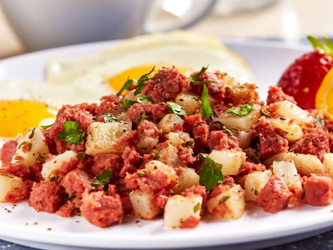 The star of the show: corned beef hash that makes you want to write poetry. Or at least take a really good Instagram photo.