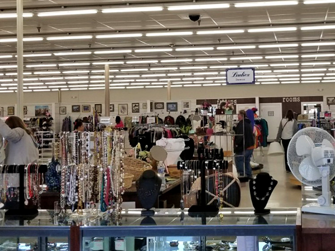 Jewelry hunters, prepare to lose track of time. From vintage brooches to statement necklaces, someone's former accessories are waiting to become your signature pieces.