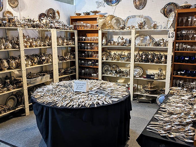 Silver heaven! This dazzling display could outfit a royal banquet or simply elevate your Tuesday night mac and cheese to aristocratic levels.