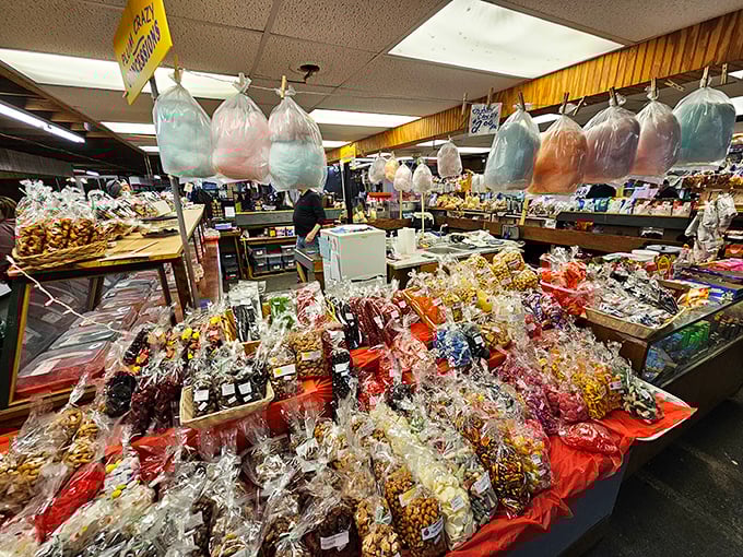 Follow the sign to "The Bread Lady" and your nose won't be disappointed. Fresh-baked Pennsylvania Dutch treats await down this market corridor. 