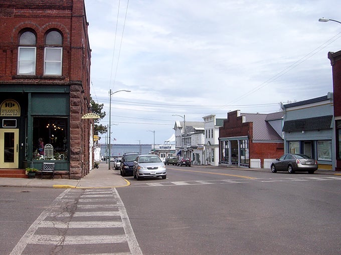 Bayfield's waterfront views come with surprisingly modest price tags&mdash;like getting ocean-front property at freshwater rates.
