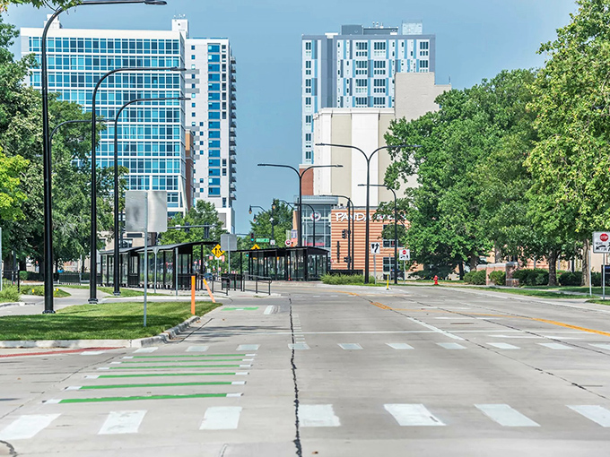 Champaign-Urbana's wide streets and stately buildings create an atmosphere of academic dignity without the stuffy attitude or steep costs.