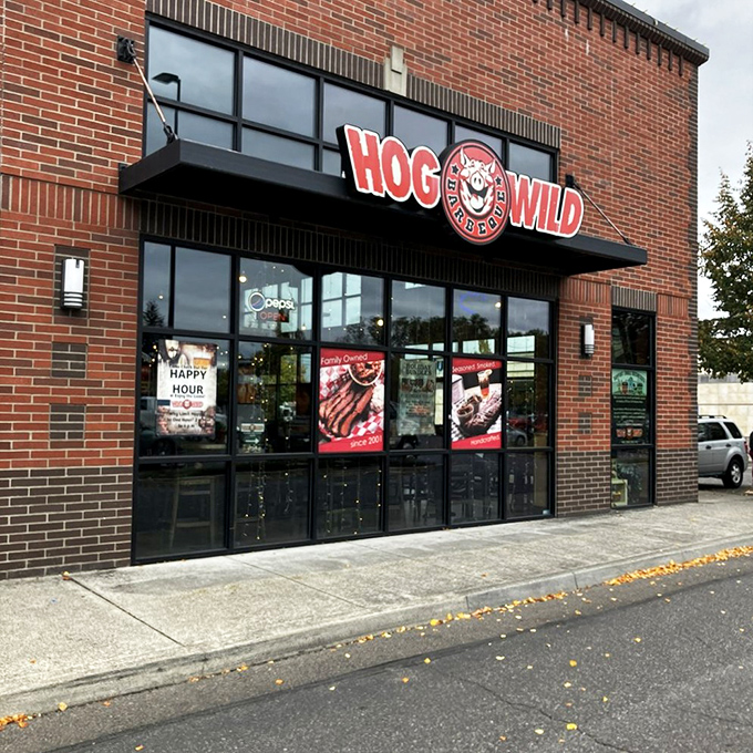 Hog Wild BBQ - Brick fa&ccedil;ade, cartoon pig logo&mdash;this place doesn't need to show off. The smoke does all the talking.