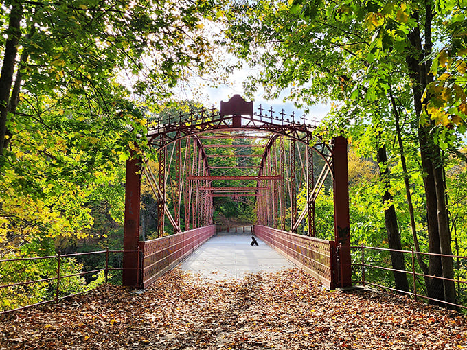 Lovers Leap's romantic red bridge looks straight out of a Nicholas Sparks novel&mdash;without the inevitable tearjerker ending.
