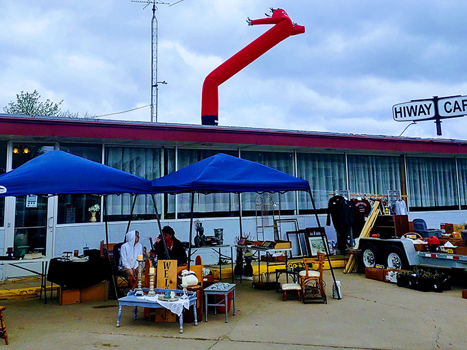 Aisle after aisle of "I remember those!" Aardvark's treasure maze proves one person's castoff is another's conversation piece. 