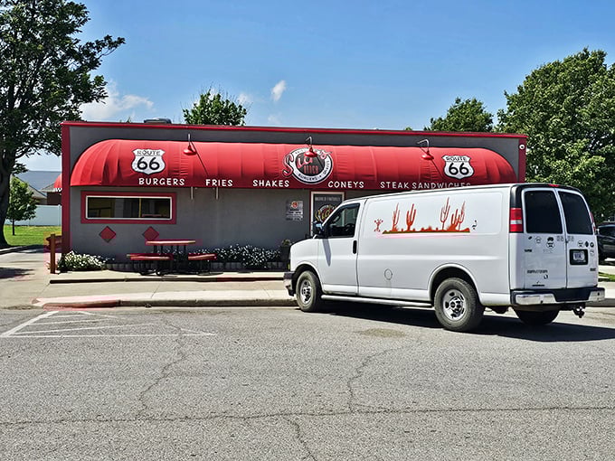 Sid's Route 66-themed diner looks like it was plucked straight from American Graffiti &ndash; complete with burgers that would make Wolfman Jack howl.