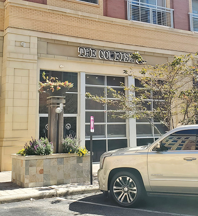 The Cowfish dares to dream of a world where burgers and sushi live in delicious harmony.