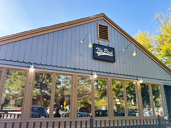 The Park Caf&eacute;: This blue-gray breakfast haven looks like it was designed by someone who understands that good food needs good light.