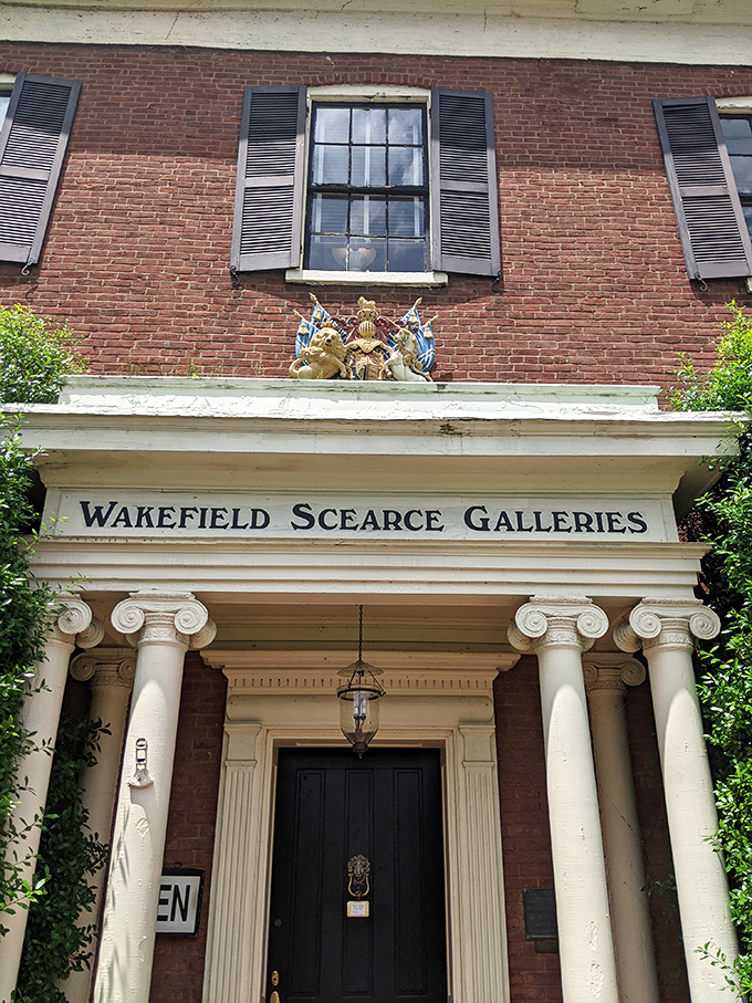 Wakefield-Scearce's grand entrance says "we're fancy" &ndash; those columns aren't compensating for anything, they're just showing off the elegant treasures inside.