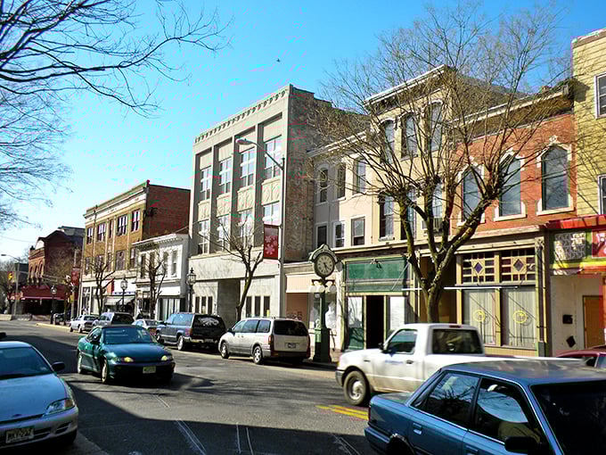 Bridgeton's quiet streets and classic architecture create a Norman Rockwell scene that your retirement budget can actually afford.