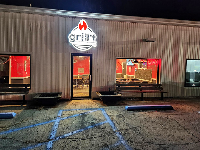 By day or night, Grill't's glowing sign welcomes hungry travelers to a smoky meat paradise.