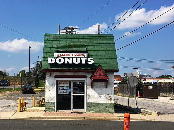 This unassuming donut institution has seen trends come and go while quietly perfecting the art of the glazed donut since before TikTok was born.