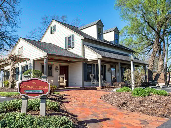 The Carriage House Suites provides the perfect blend of Amish craftsmanship and modern comfort &ndash; like wearing sweatpants under your formal attire. 