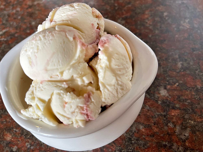 Cherry vanilla that actually tastes like cherries&mdash;what a concept! This isn't your supermarket's sad imitation but the real, cream-dream deal.