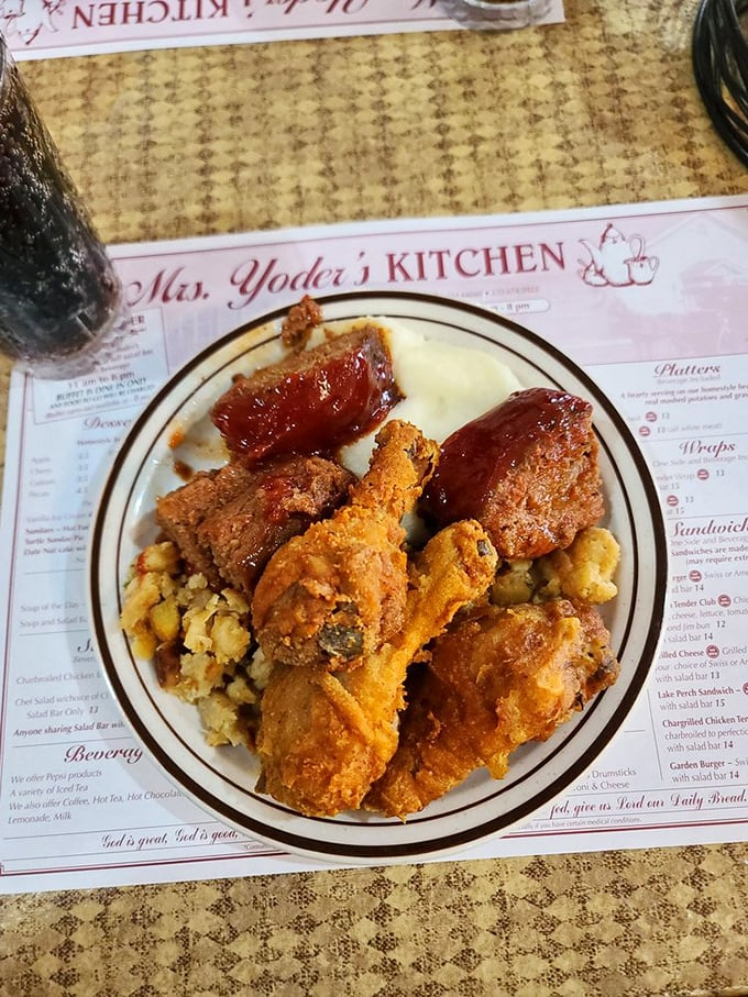 A plate that tells the whole Midwest story: crispy chicken, meatloaf, and sides that make you wonder why you ever bothered with fancy restaurants.