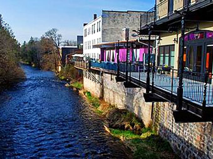 Multnomah Falls' iconic bridge offers the perfect vantage point for that "yes, I'm actually standing in a postcard" moment that defines Oregon adventures. 