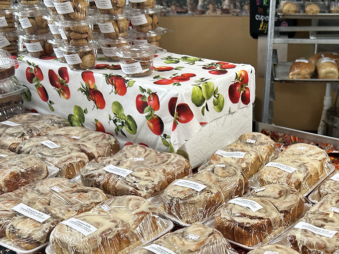 A treasure trove of freshly baked delights awaits the hungry traveler. These aren't just baked goods; they're edible souvenirs of rural Missouri.