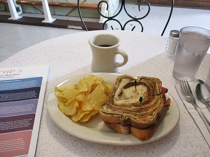 Marbled rye hugging corned beef alongside house-made chips&mdash;a lunch combination that makes ordinary sandwiches seem like they're not even trying.