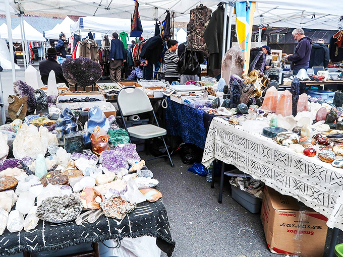 Annex Markets (New York): Flea market fundamentals in brick and mortar! This unassuming building houses the kind of organized chaos that makes weekends worthwhile.