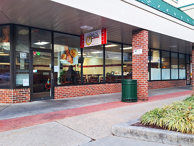 Chick N' Friends' humble storefront is like finding a Grammy winner playing at your local coffee shop – unassuming but unforgettable.