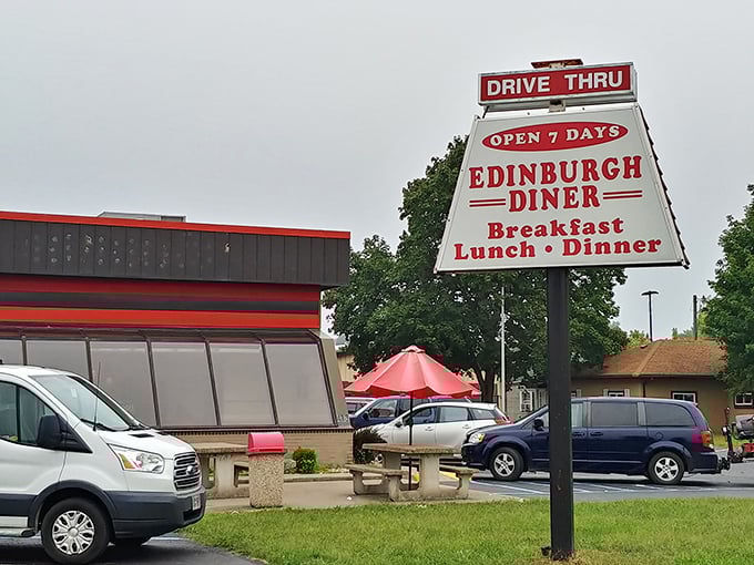 Edinburgh Diner (Edinburgh): Roadside refueling station for hungry shoppers! Edinburgh Diner's bold sign promises exactly what you need after a day at the outlet mall.