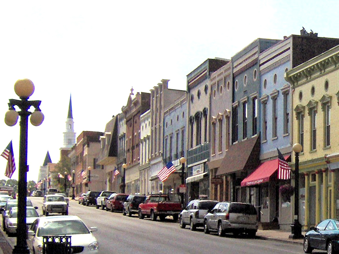 Harrodsburg from above: a masterclass in how to arrange a town before urban planners were even a thing.