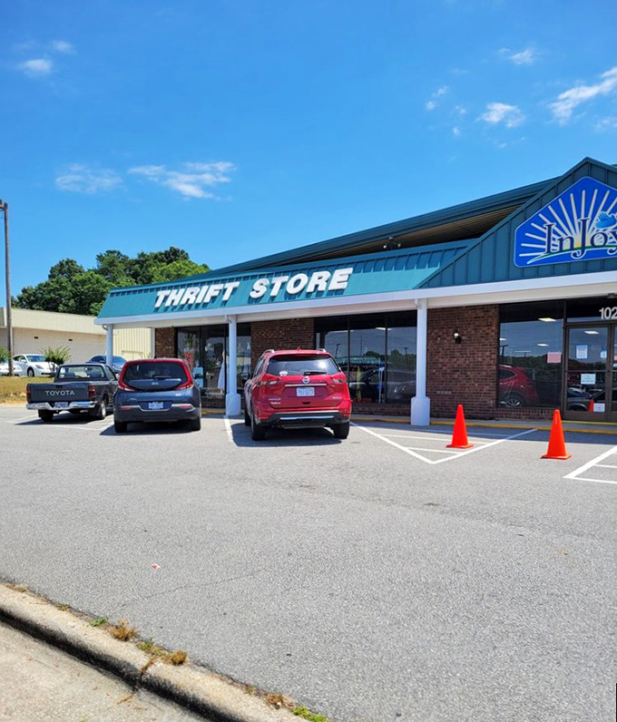 InJoy's blue awning and sunburst logo perfectly capture the thrill of finding that perfect something for next-to-nothing.