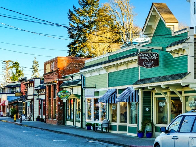La Conner: Brightly colored storefronts welcome shoppers to this waterside village where boats drift by as you sip your afternoon coffee.