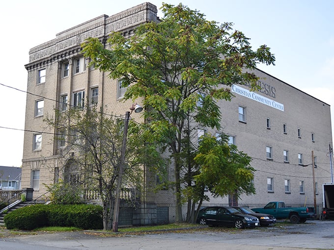 Niles combines presidential history with prices that won't require an executive order to afford. McKinley would approve of these housing costs!