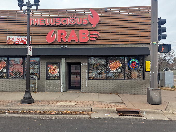 The Luscious Crab storefront: That bold red sign doesn't mince words&mdash;this place is all about getting deliciously messy with seafood boils.