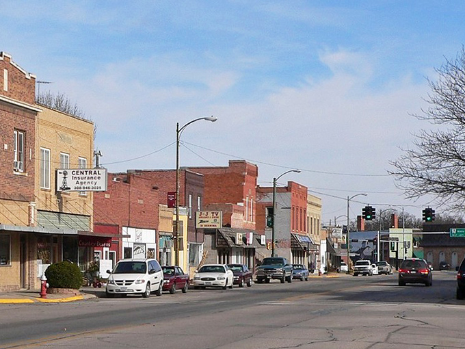Brick streets and classic storefronts in Central City make running errands feel like a nostalgic journey. Time travel without the DeLorean!