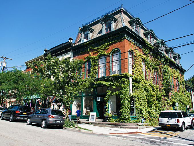 Hudson River views that million-dollar Manhattan penthouses wish they had, available at a fraction of the price.